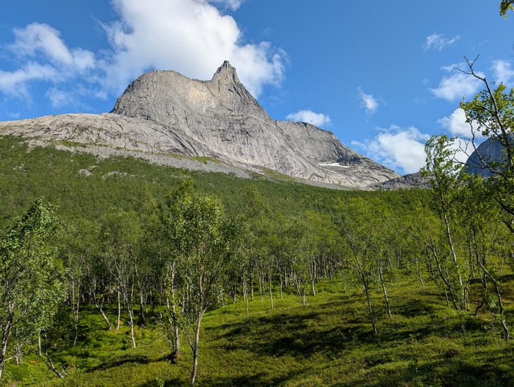 Stetind climbing area